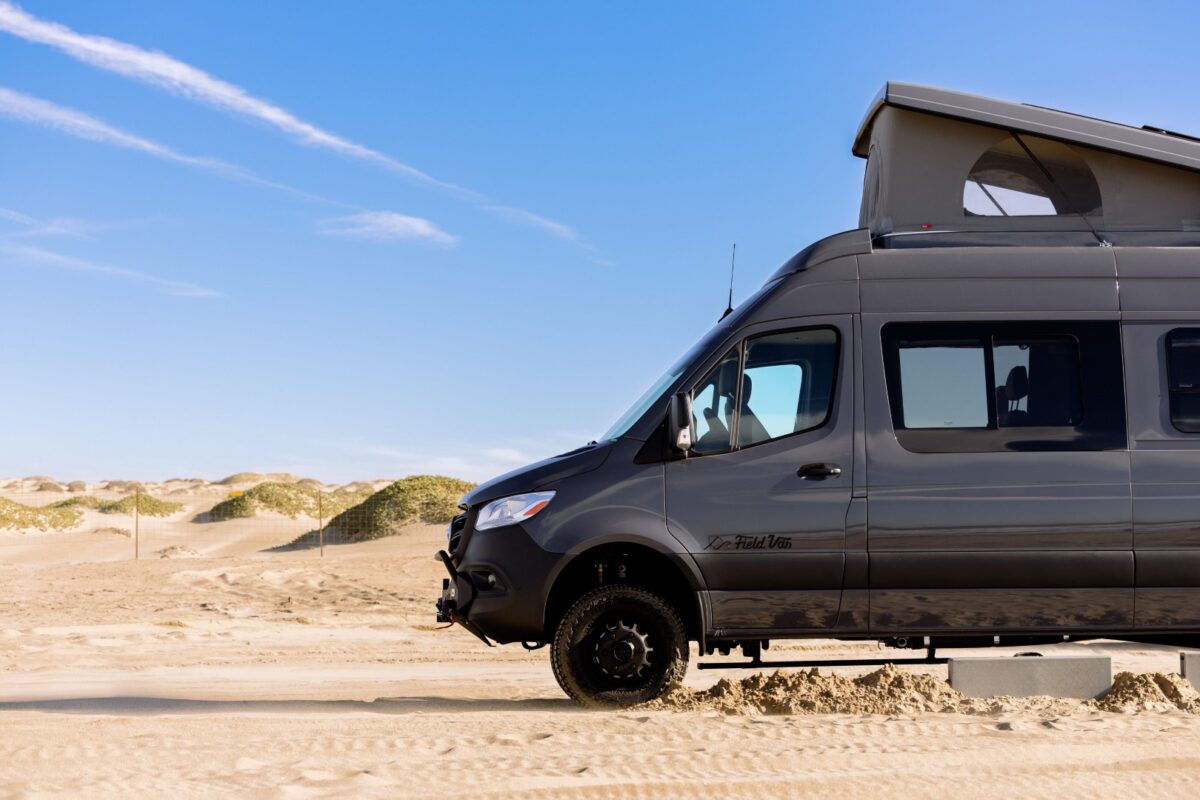 Summit S3 - Sprinter 170EXT 3500XD 4x4 - Graphite Gray | Field Van