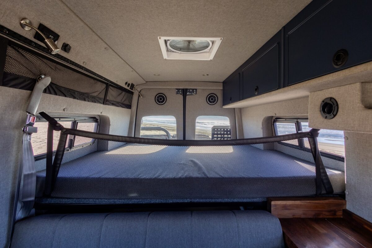 Summit S3 - Sprinter 170EXT 3500XD 4x4 - Graphite Gray | Field Van