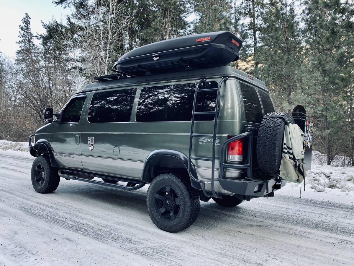 2003 Ford RB E350 V-10 (Gas) 4x4 Quad Van | Field Van