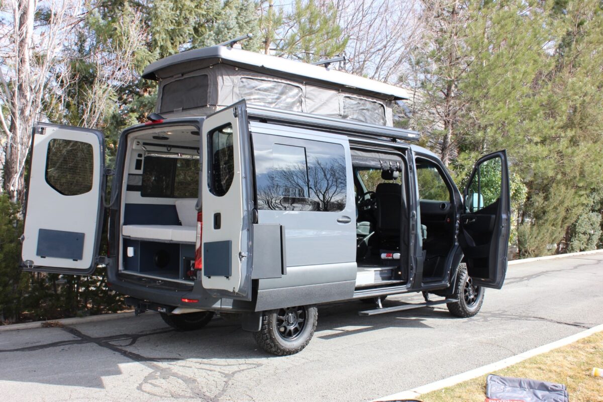2020 Mercedes Benz Sprinter 144 (RB) 4x4 V6 3.0L Diesel | Field Van