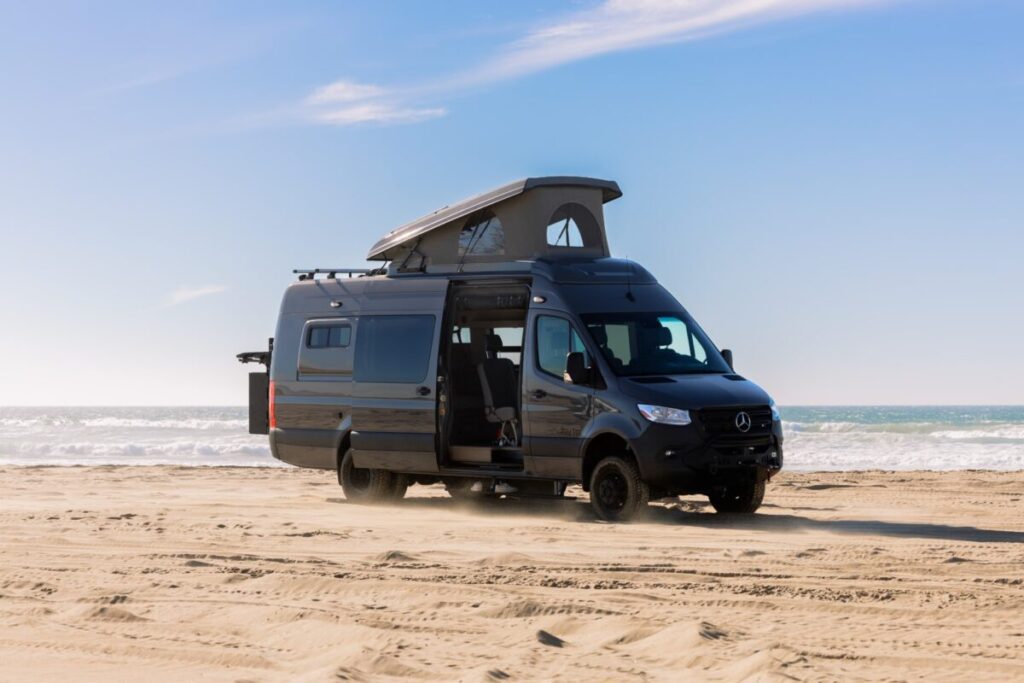 Summit S3 - Sprinter 170EXT 3500XD 4x4 - Graphite Gray | Field Van